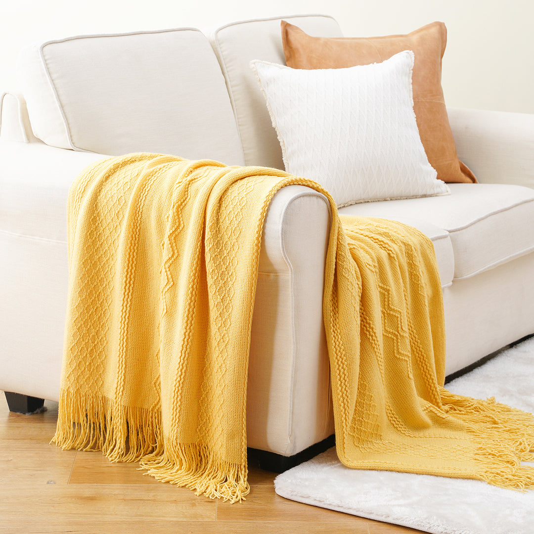 Entwining Fringe Throw | BATTILO HOME